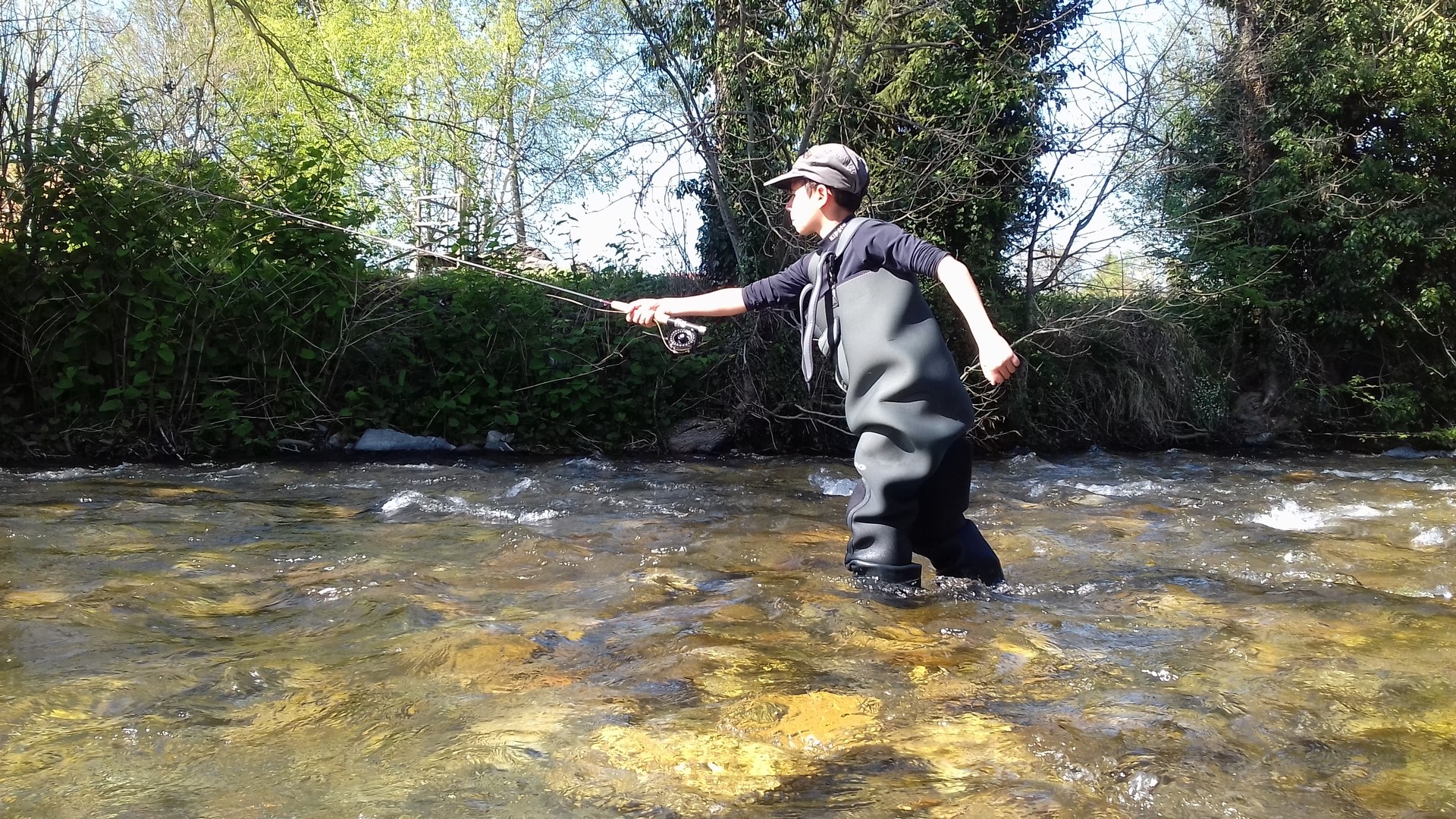 Apprendre à pêcher à la mouche - Moniteur-guide de pêche à la mouche ...